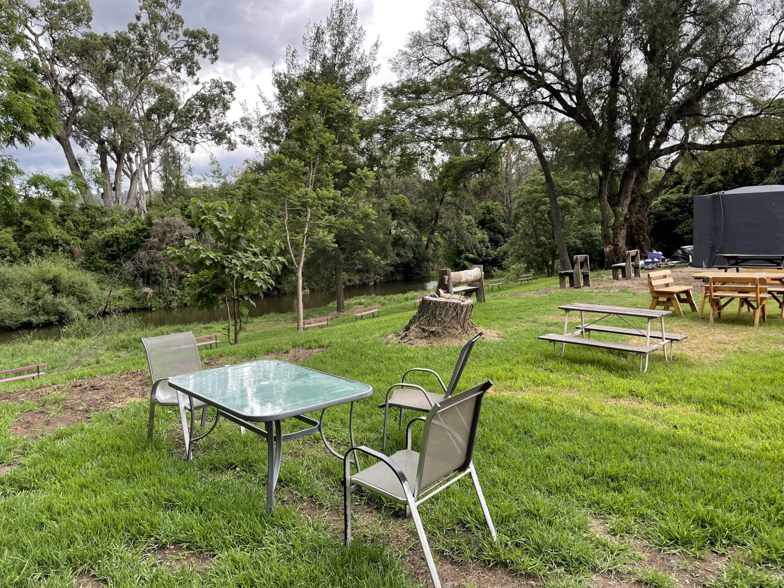 Moonan Pub – Historic Pub at the base of the Barrington Tops Mountains