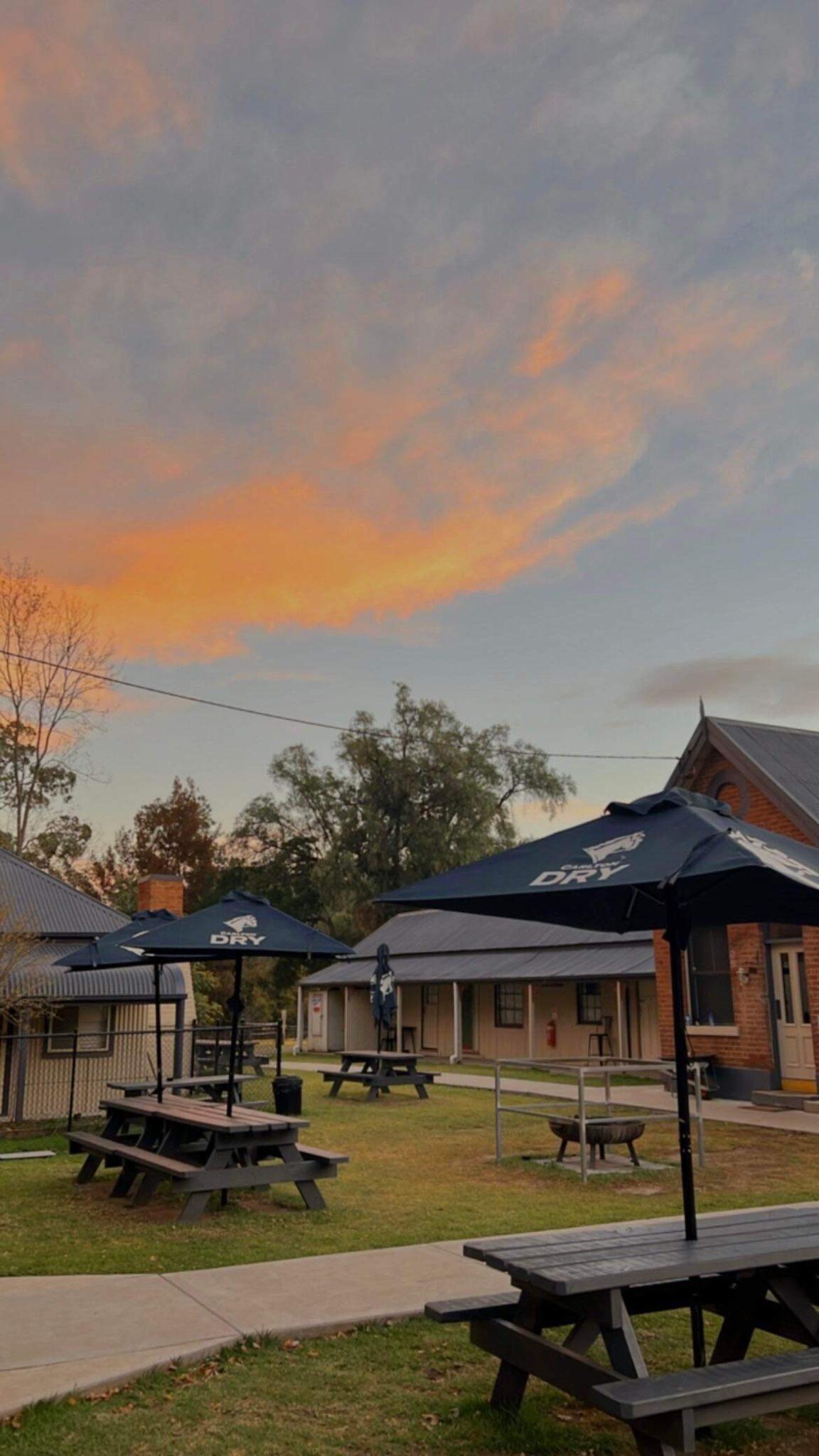 Moonan Pub – Historic Pub at the base of the Barrington Tops Mountains